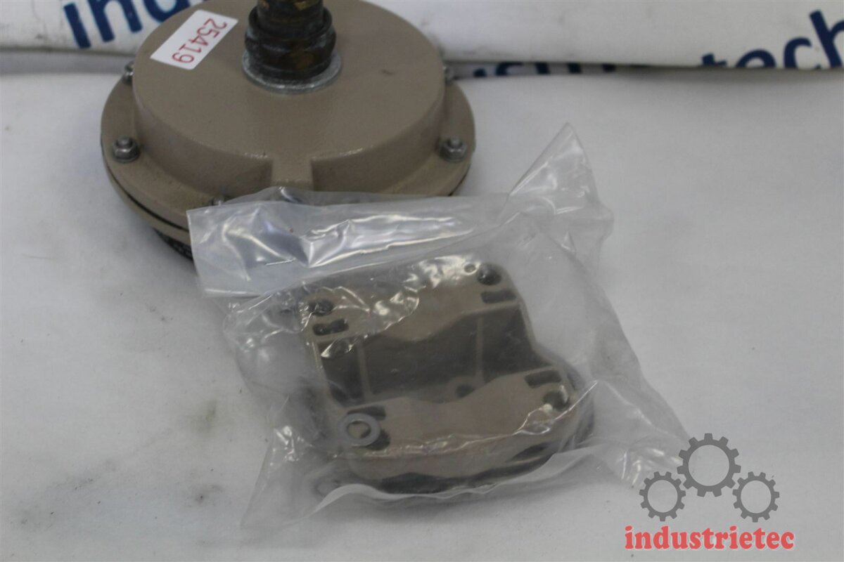 SAMSON 2780 Pneumatic actuator Pneumatischer Stellantrieb 120 cm², 400,00