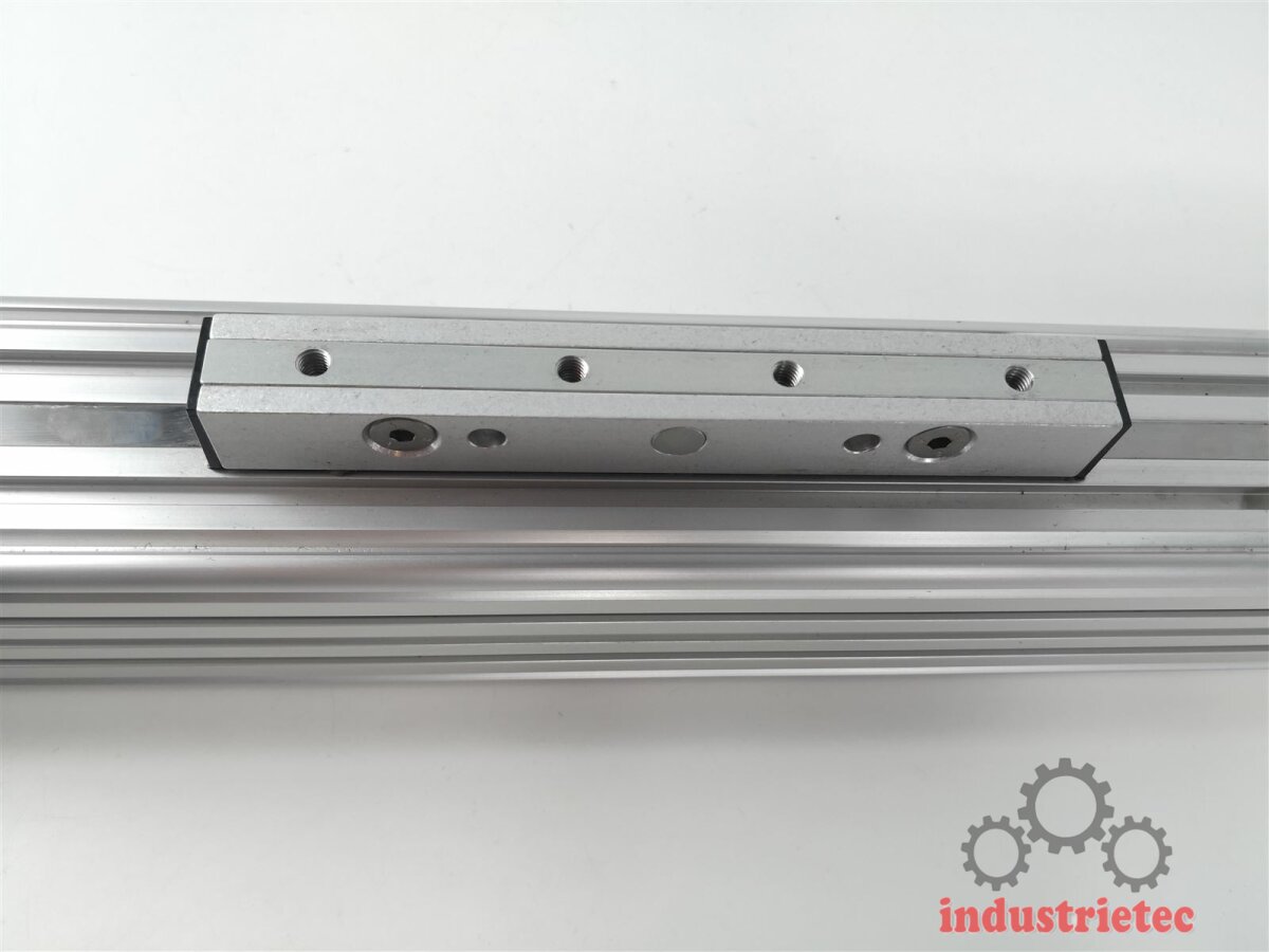 Festo DGP-40-670-PPV-A-B Linearantrieb 161782 - Neue mit lagerspuren ...