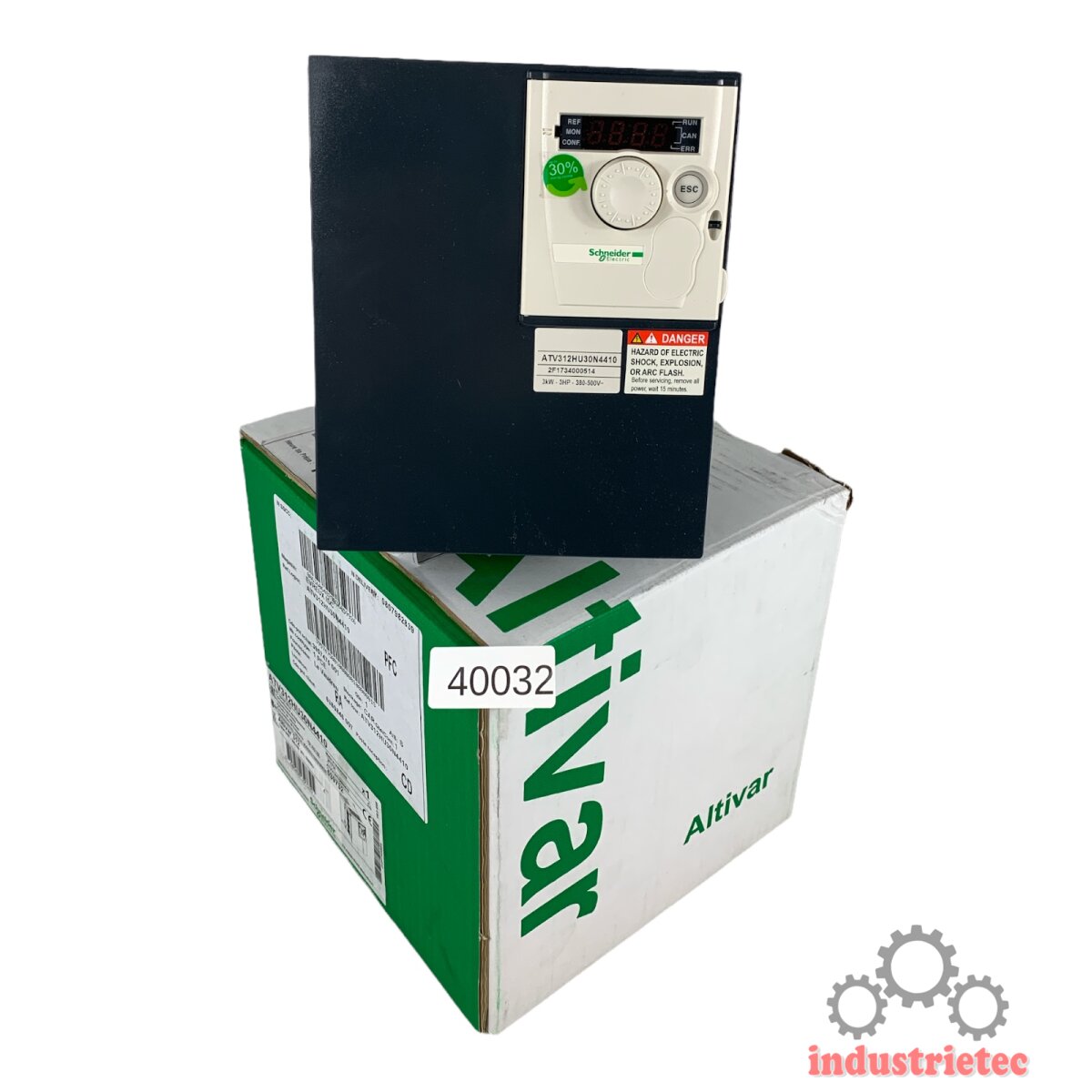 Schneider Altivar 312 ATV312HU30N4410 Frequenzumrichter 3,0KW, 800,00