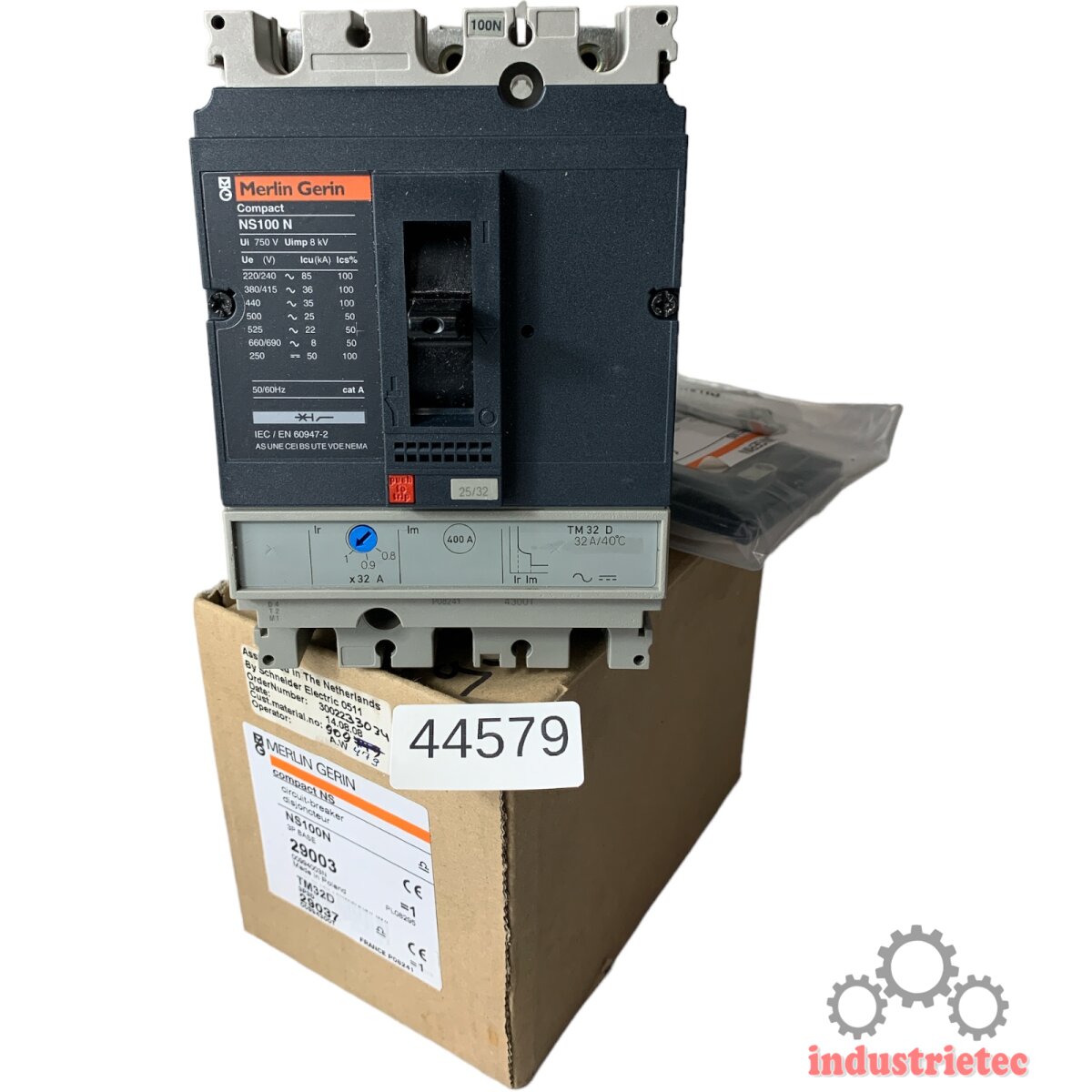Merlin Gerin NS100N Leistungsschalter Circuit-breaker 29003 Mit zubeh ...