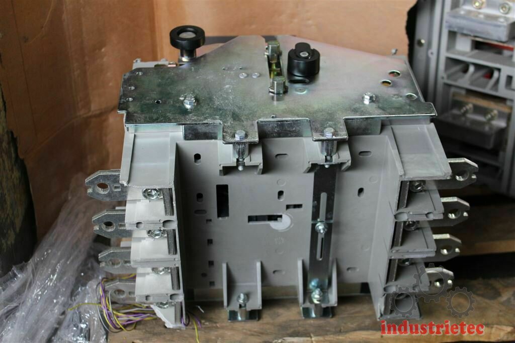 Merlin Gerin compact NS630 N Leistungsschalter NS630N MT630 circuit b ...