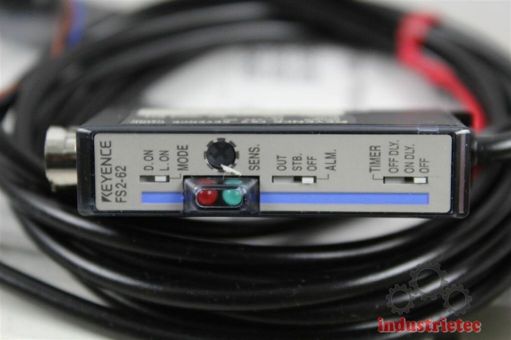 Keyence FS2-62 Fotoelektrischer Sensor, 98,00